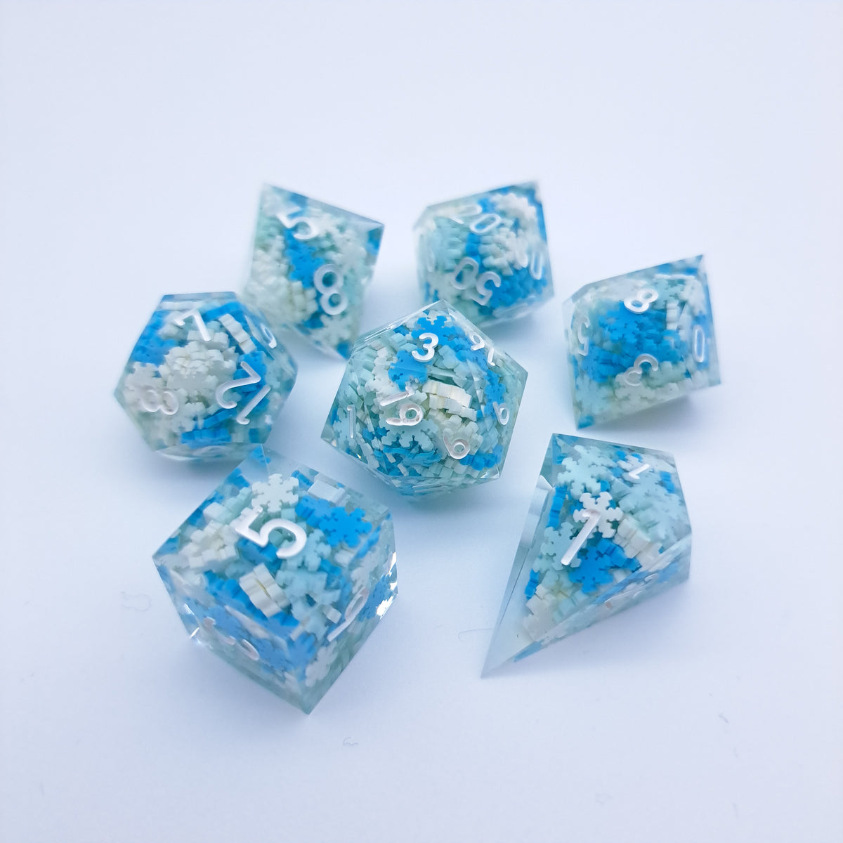 Snowflakes blue [Handmade Dice Set] – OUMCRAFT